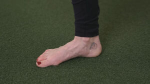 10 Foot Yoga Exercises - Daily Routine to Strengthen Your Feet and Toes ...